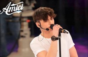 Amici 20, il nome e la vita privata del cantante Deddy